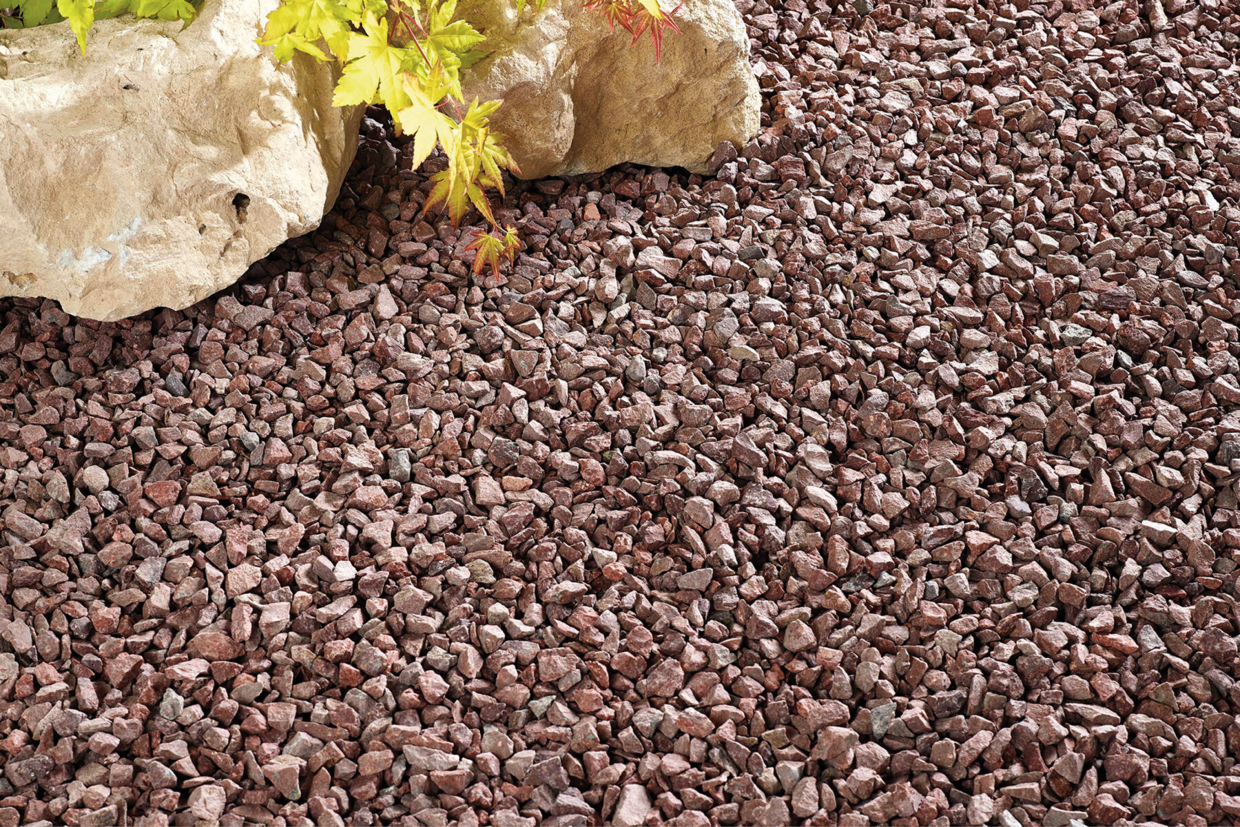 Sunset Red Chippings - Parker's Garden Centres